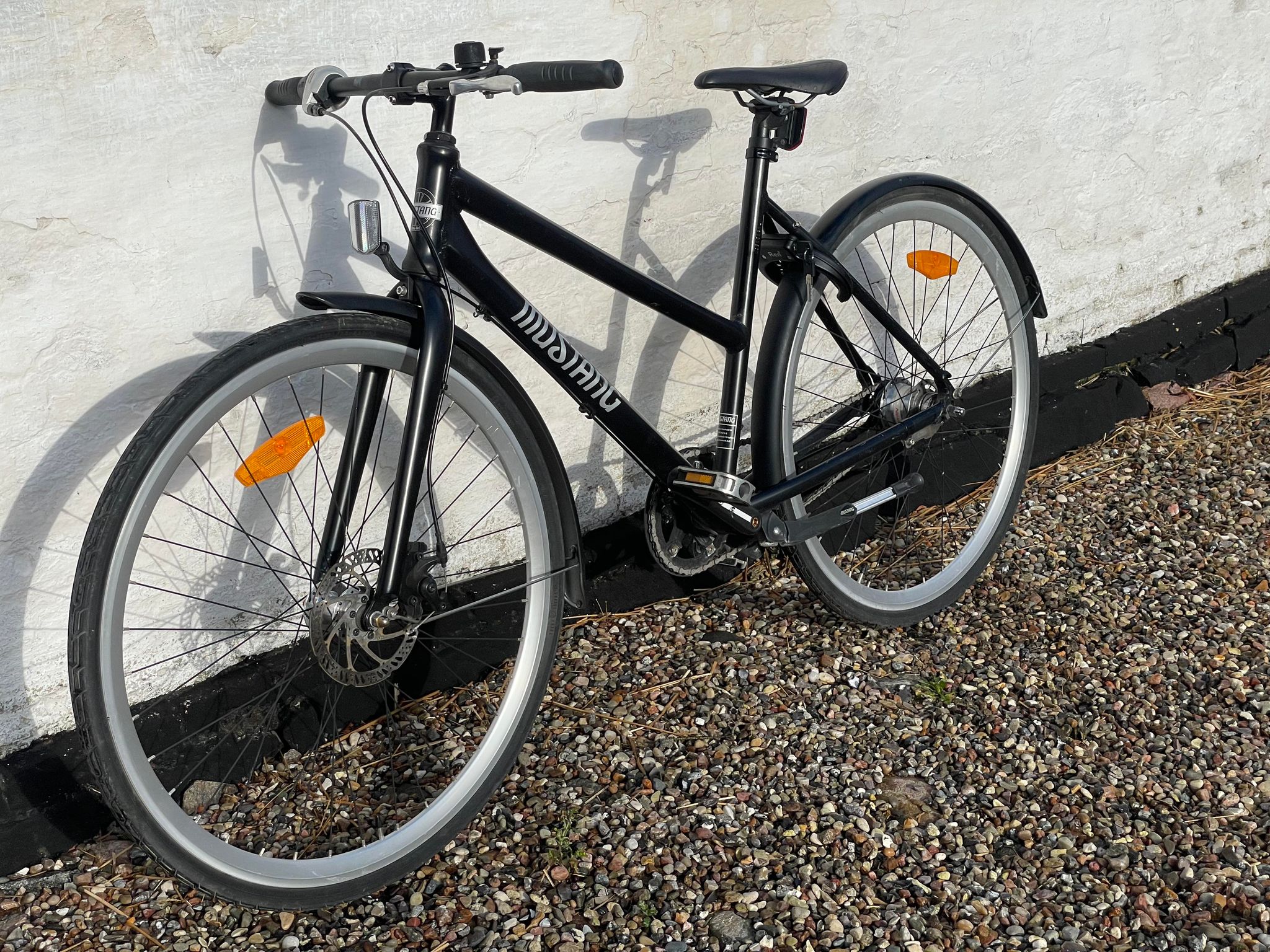 Mustang Damecykel - Skivebremse og 7 gear - El Garagen